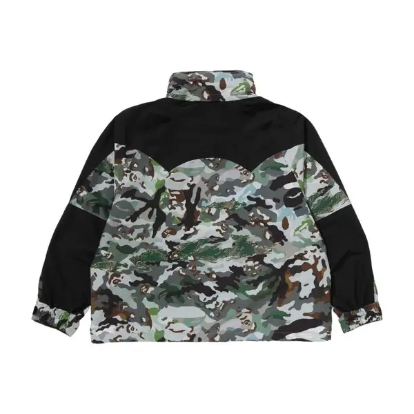 A BATHING APE Hybrid Camouflage Snowboard Jacket - Green