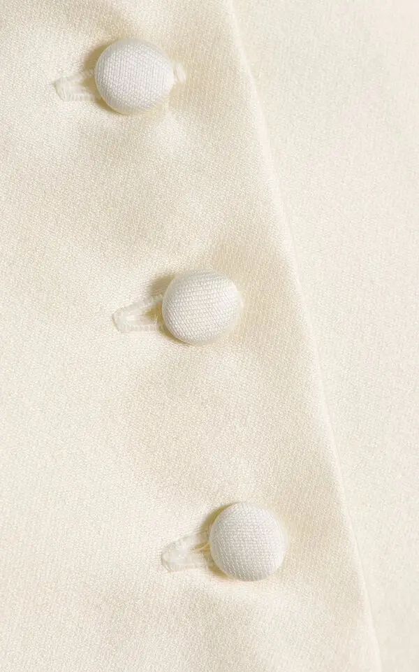 DESTREE Amoako Smart Satin Top - White