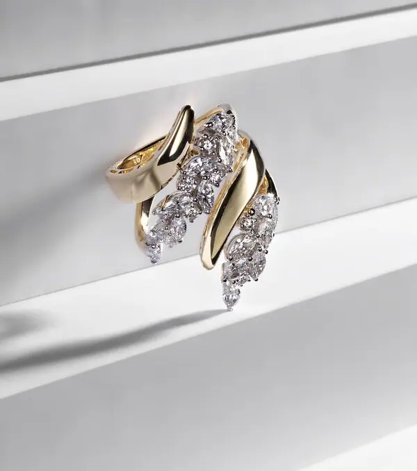 Yeprem En Strada 18kt And White Ring With Diamonds