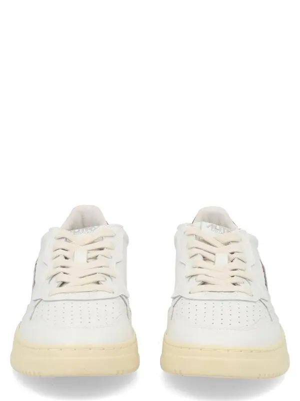 AUTRY Medalist Low Leather Sneaker - White