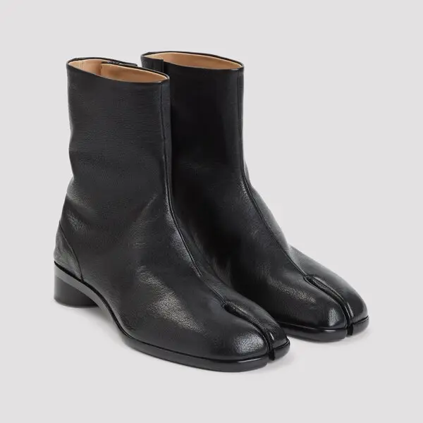 MAISON MARGIELA Leather Tabi Ankle Boots