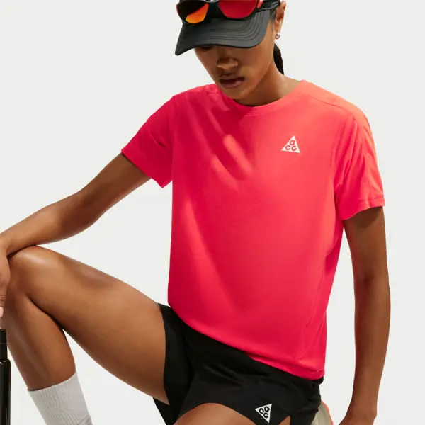 Nike Dri-fit Short-sleeve Trail Running Top - Red