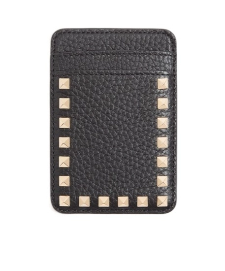 Valentino Garavani Rockstud Magnetic Cardholder In Grainy Calfskin - Black