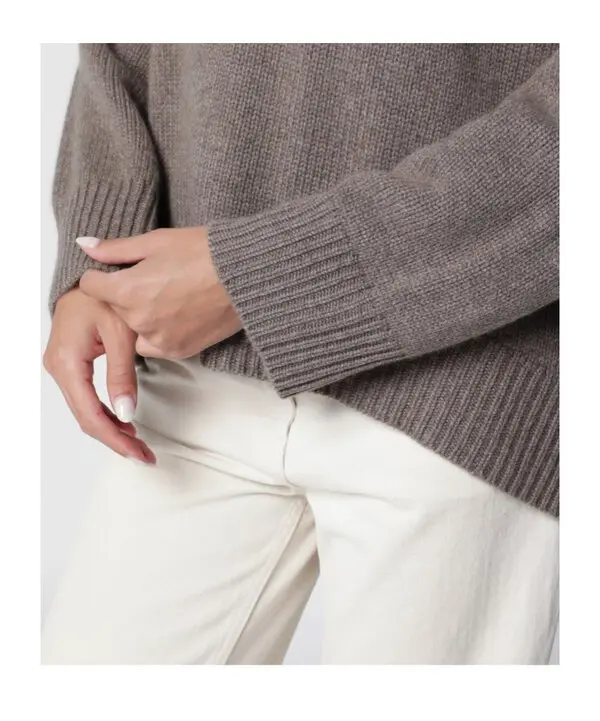 LISA YANG Noor Crew-neck Cashmere Sweater - Truffle Color