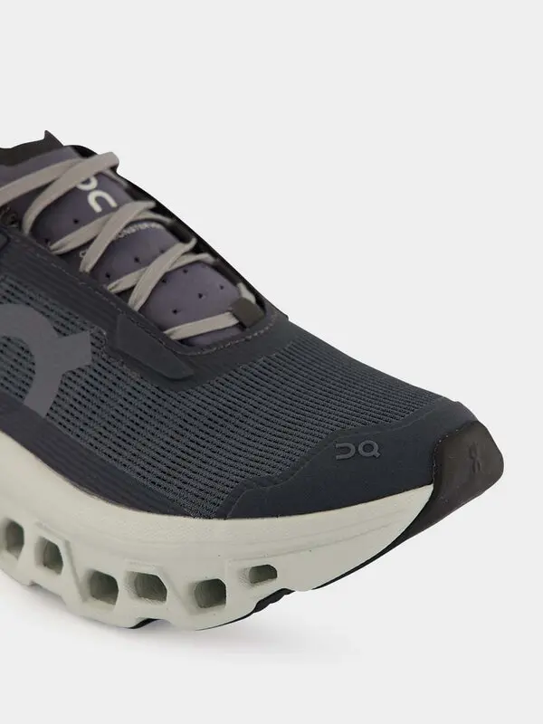 On Cloudmonster Sneakers
