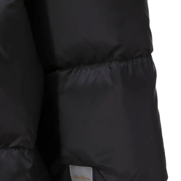 Max Mara Water-repellent Canvas Down Jacket - Black