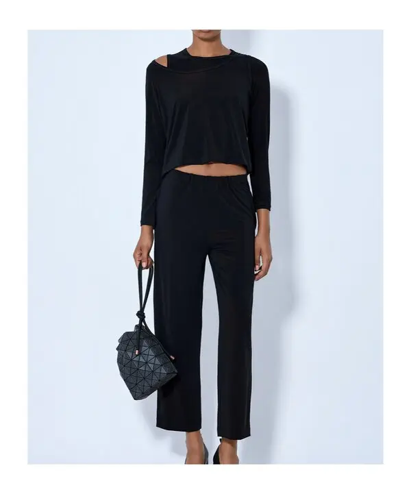 Issey Miyake Long Sleeve Cropped Top