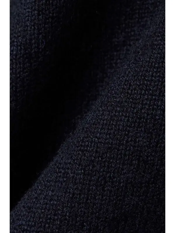 ALLUDE Cashmere Sweater