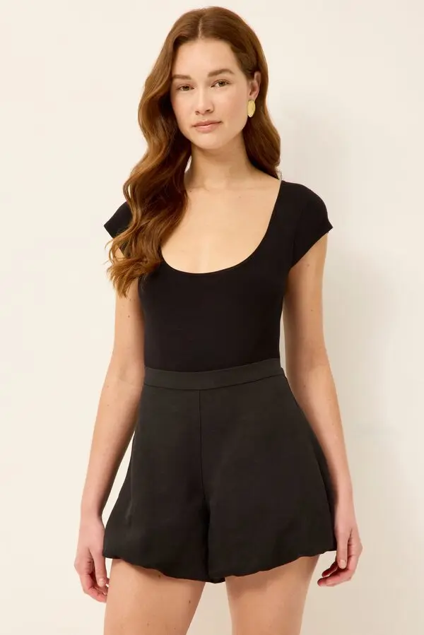 MARIE OLIVER Roxy Short