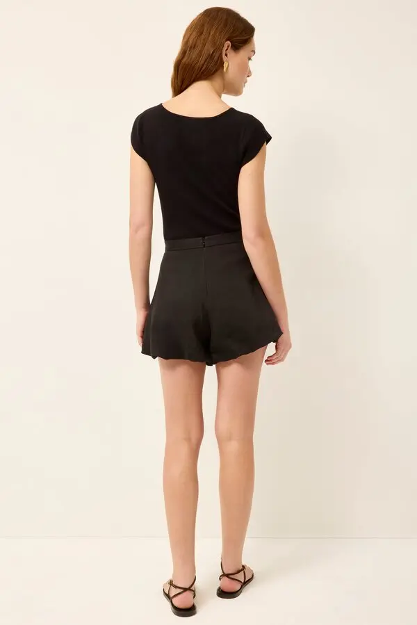 MARIE OLIVER Roxy Short