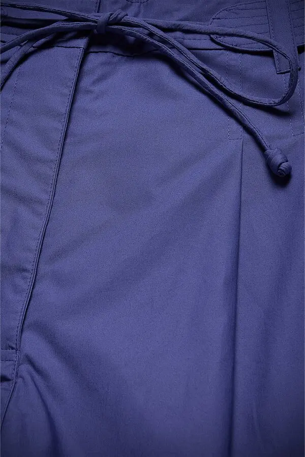 MARIE OLIVER Lander Short