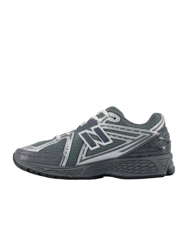 NEW BALANCE Round-toe Sneakers