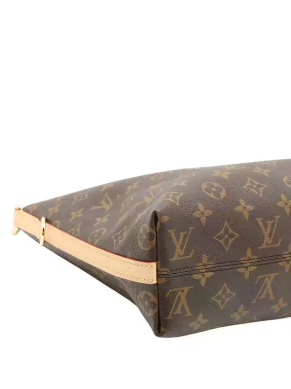 LOUIS VUITTON 2020-2026 Monogram Multipass Satchel
