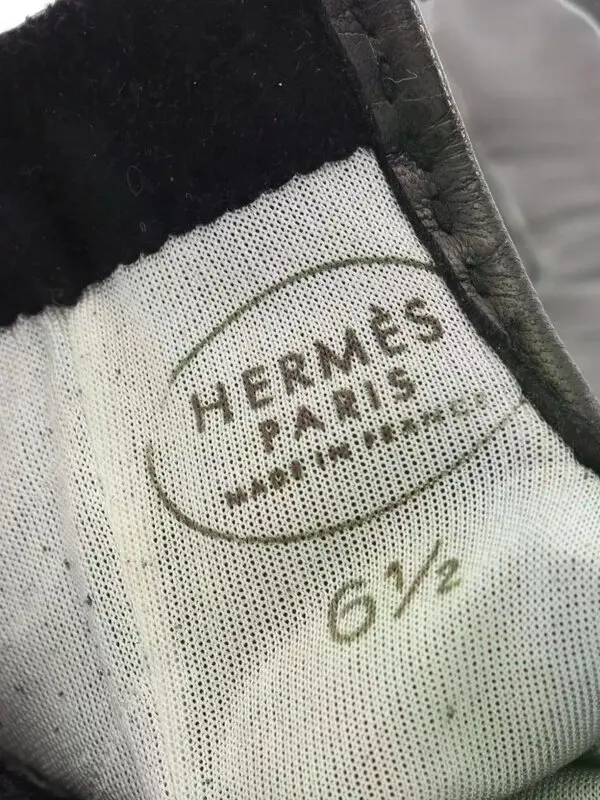 Hermès 2000s Medor Pyramid Studded Gloves