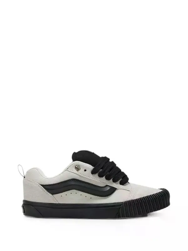 VANS Knu Skool Low-top Sneakers - White