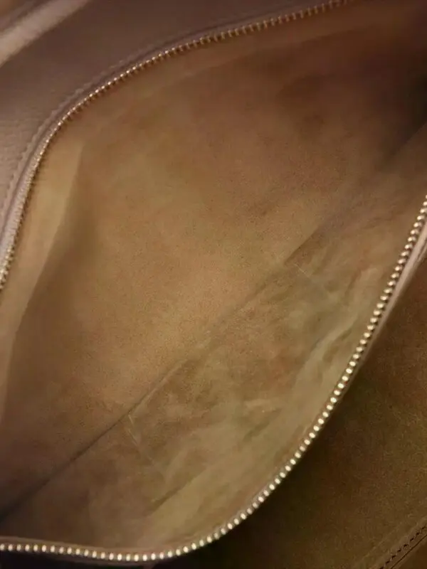Loewe 2015-2026 Leather Amazona 28 Satchel