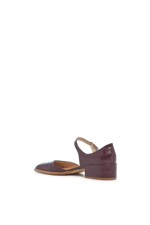 Gabriela Hearst Riley Sandal In Embossed Leather
