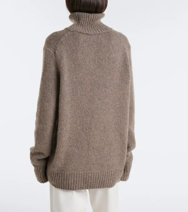 THE ROW Plira Cashmere Turtleneck Sweater - Grey