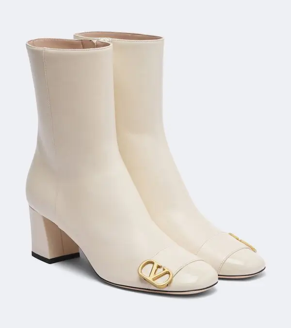 Valentino Garavani V-logo Leather Ankle Boots - White