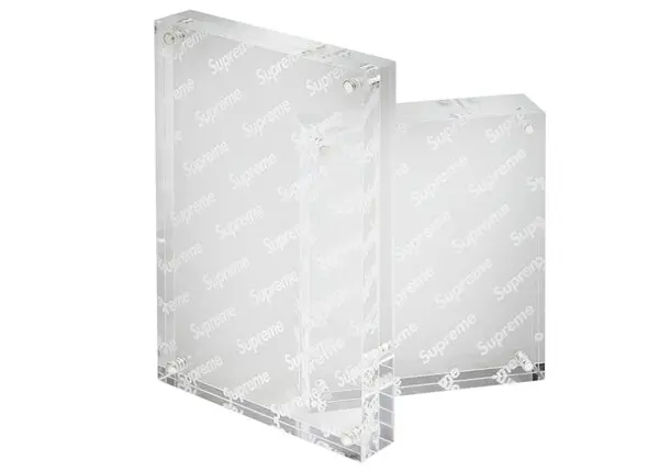 Supreme Acrylic Photo Frame - Clear