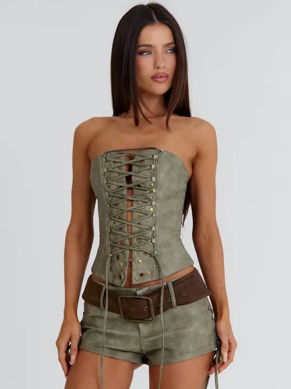 OUTCAST Lunexa Short Khaki