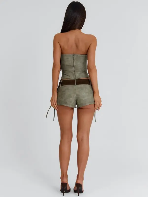 OUTCAST Lunexa Short Khaki