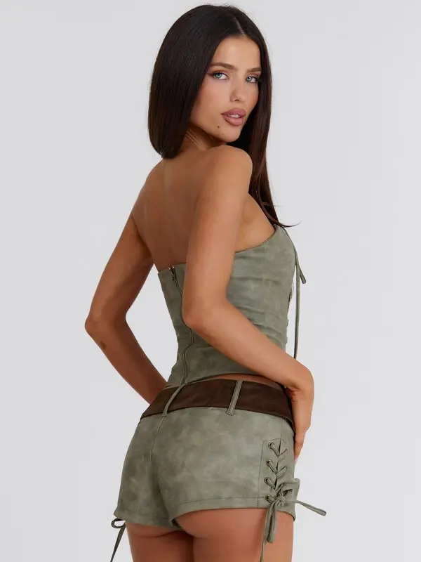 OUTCAST Lunexa Short Khaki