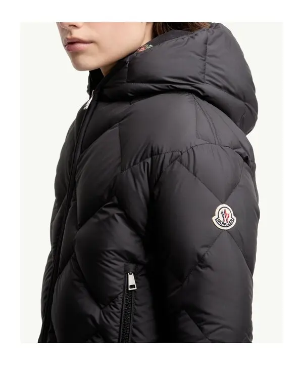 Moncler Arvouinne Hooded Triangle-quilted Short Down Jacket