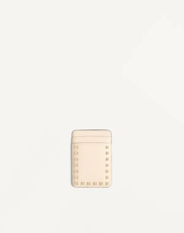 Valentino Garavani Rockstud Magnetic Cardholder In Grainy Calfskin - Ivory