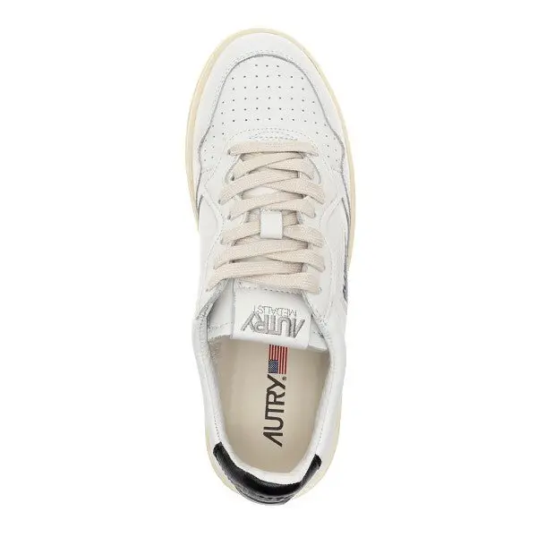 AUTRY Medalist Low Leather Snekars