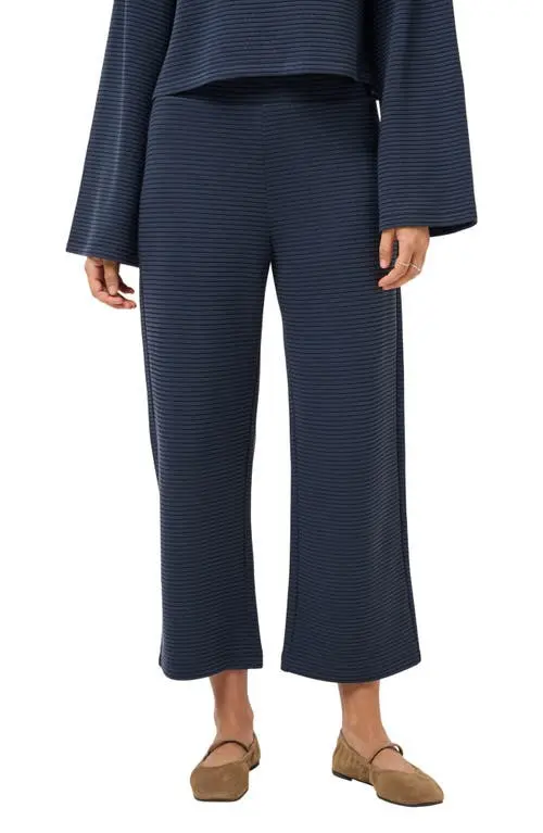 Travis Mathew Coastal Rib Ankle Pants