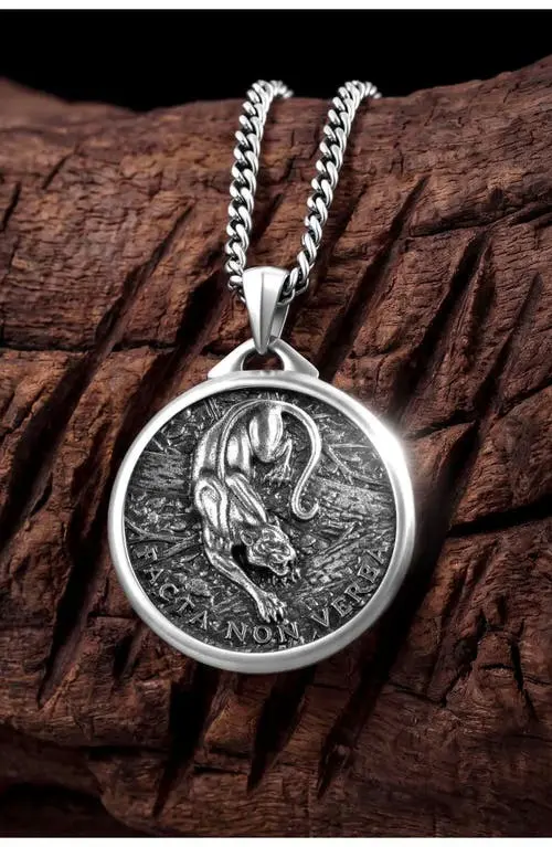 VINCERO The Panther Pendant Necklace