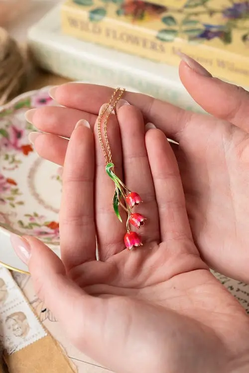 BILL SKINNER STUDIO Tulip Pendant