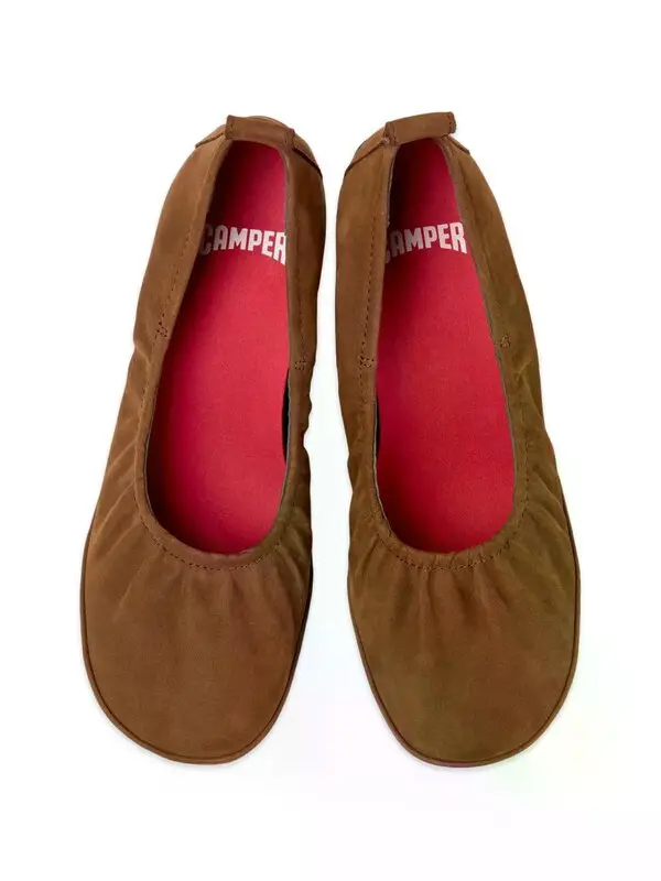 Camper Right Left Pumps