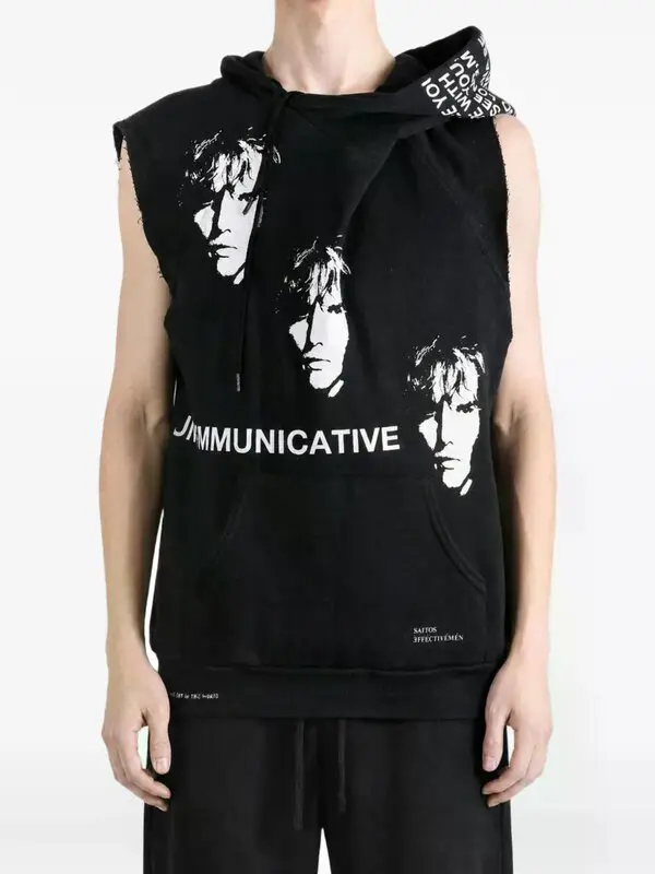 SAITOS Asymmetrical Graphic-print Sleeveless Hoodie