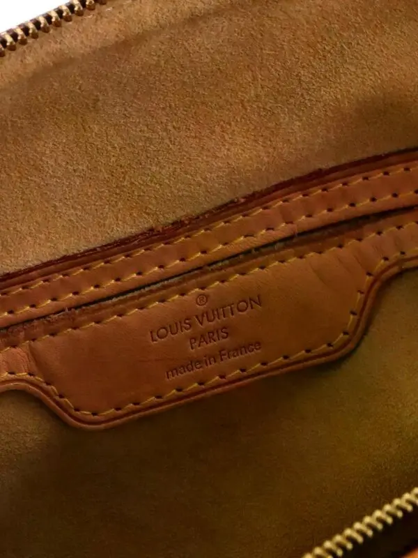 LOUIS VUITTON Monogram Canvas Pm Satchel