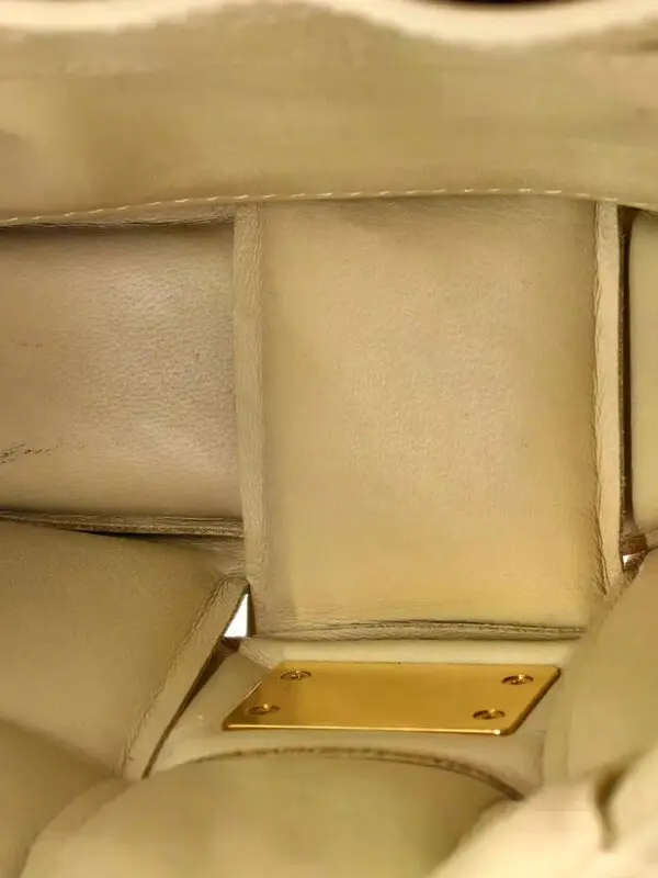 Bottega Veneta Cassette Chain Padded Maxi Leather Crossbody Bag - Neutrals