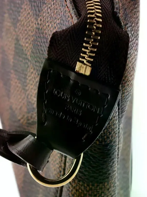 LOUIS VUITTON Pochette Accessoires Damier Clutch Bag