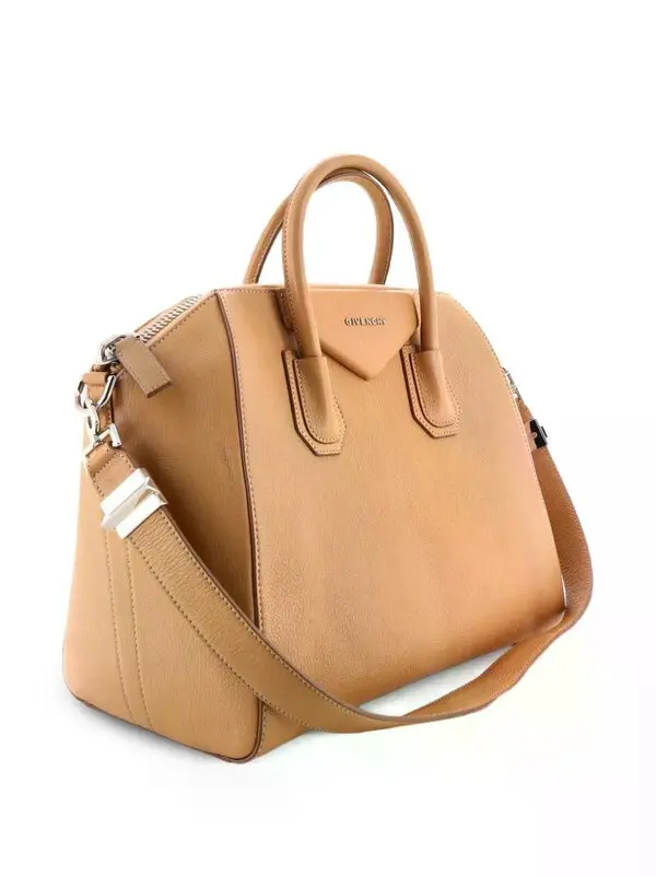 Givenchy Antigona Leather Medium Satchel - Neutrals