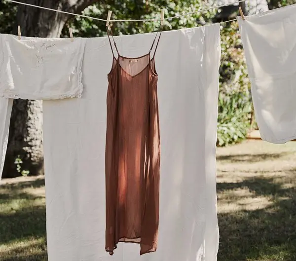 DÔEN Long Deep V-neck Slip