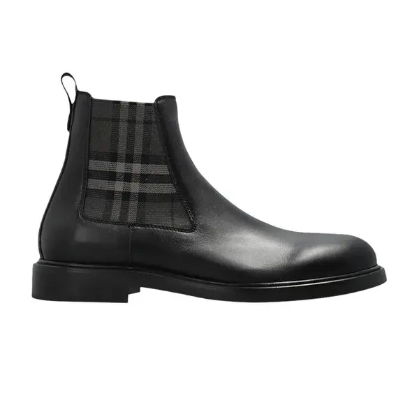 Burberry Pembroke Boot