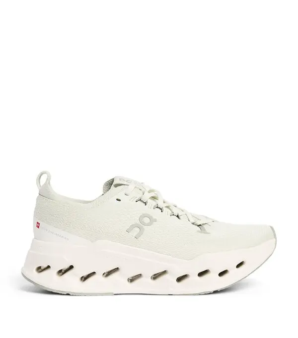 On Cloudsurfer Max Trainers