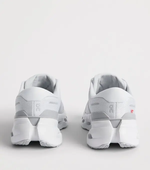 On Cloudrunner 3 Trainers