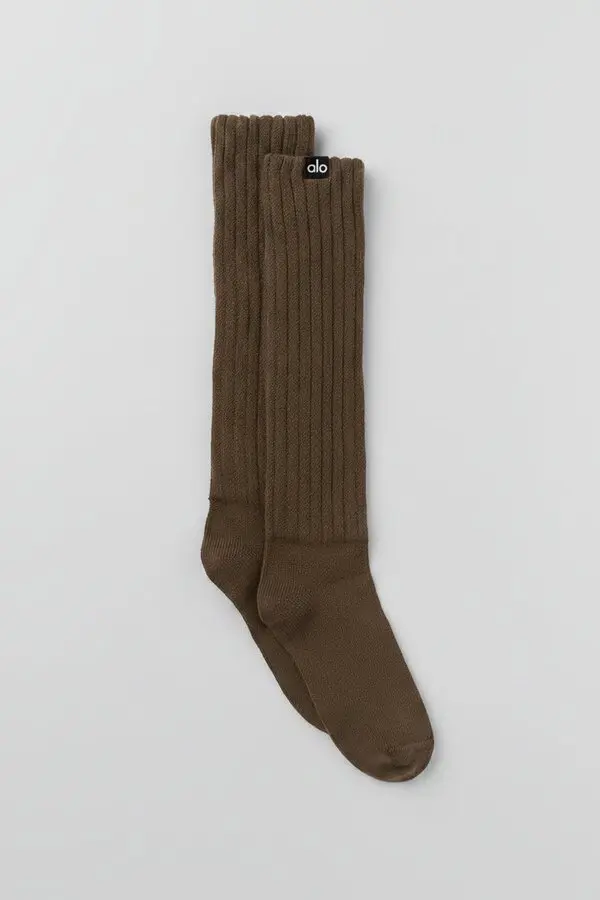 Alo Yoga Ribbed Scrunch Socks - Espresso
