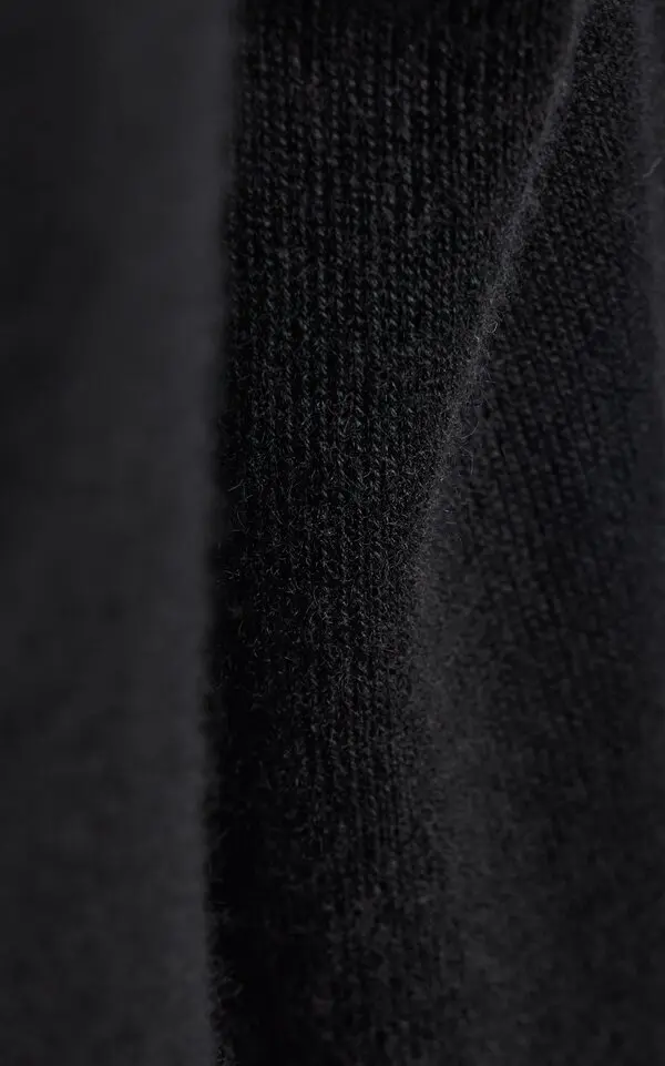 THE ROW Phaed Cashmere Top