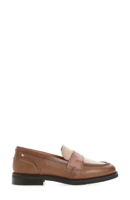 Pikolinos Deva Penny Loafer