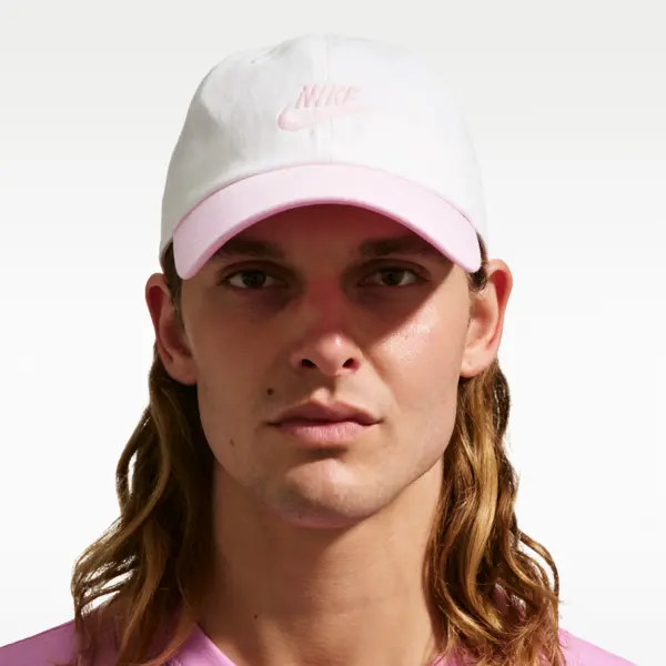 Nike Club Unstructured Futura Wash Cap