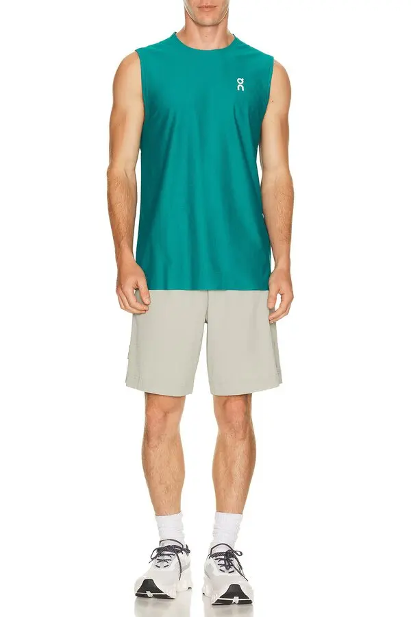 On Court Tank In Green - Neem
