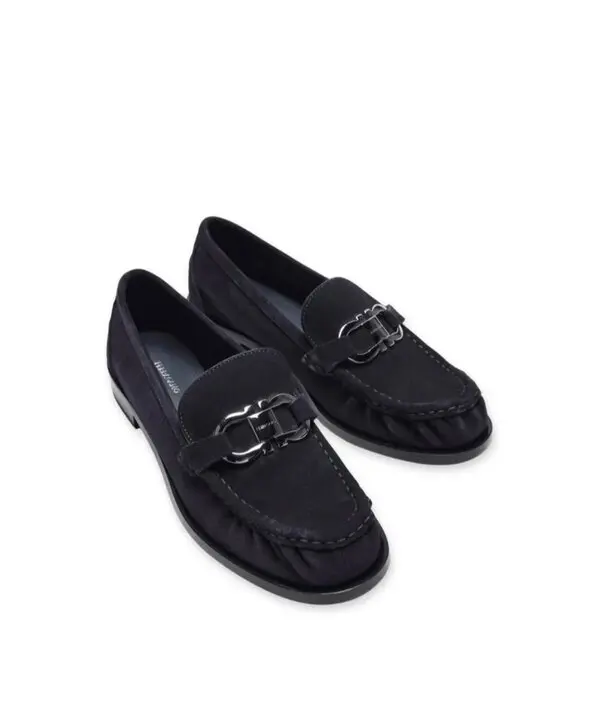 FERRAGAMO Round-toe Loafers With Engraved Logo Buckle - Navy Blue