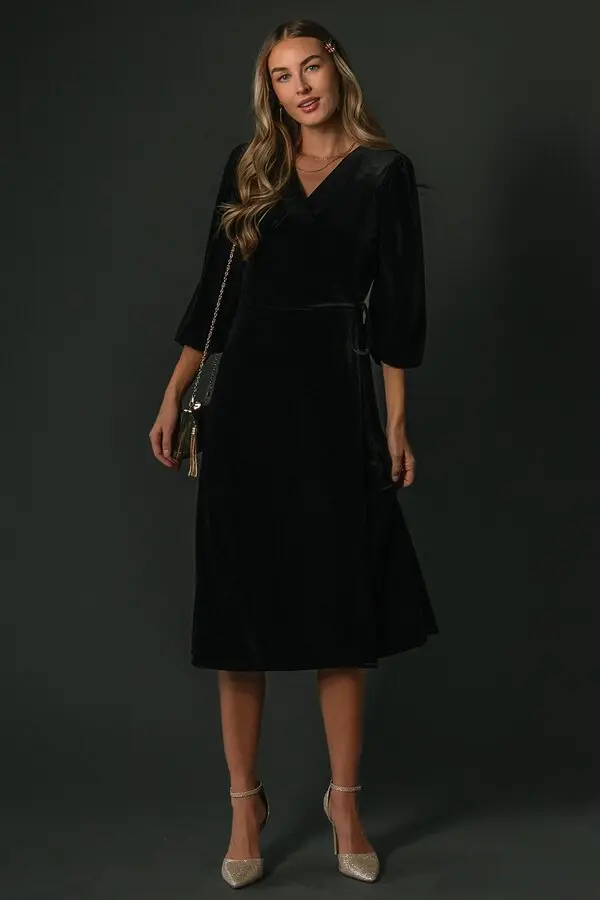 SKIES ARE BLUE Beckinsale Velvet Wrap Dress - Black
